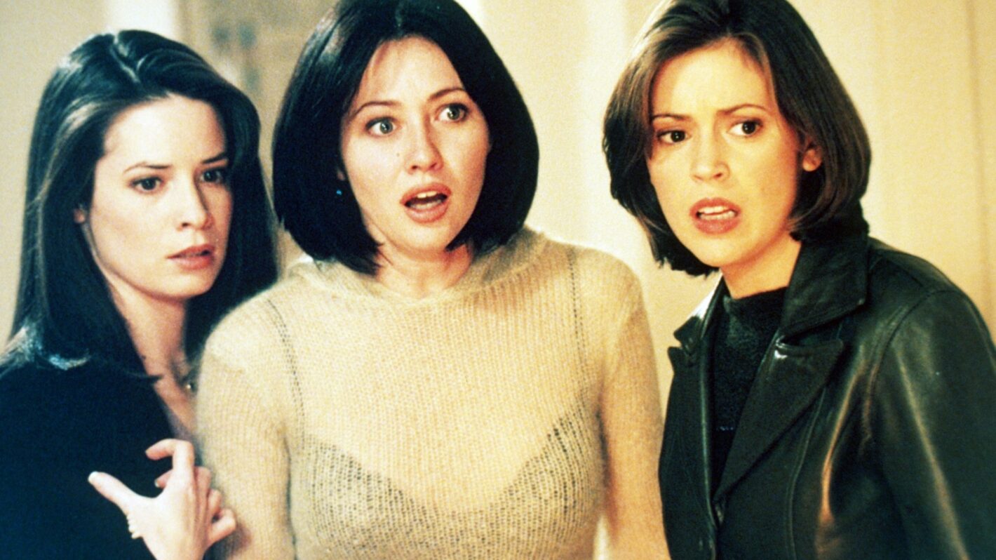 'Charmed' Star Holly Marie Combs Says Alyssa Milano Got Shannen Doherty ...