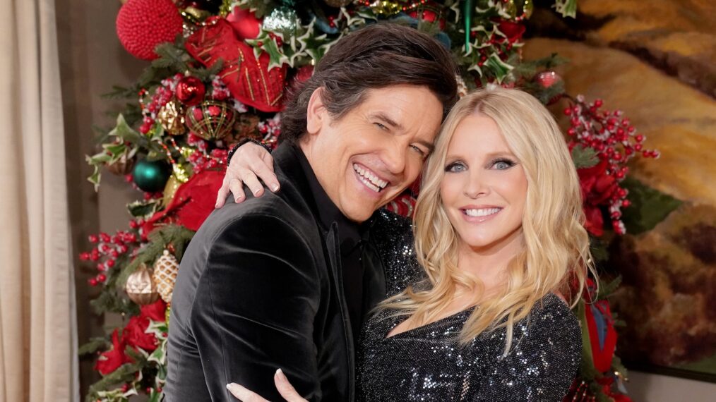 Lauralee Bell Previews 'Y&R' Holiday Episode: Will Phyllis Ruin ...