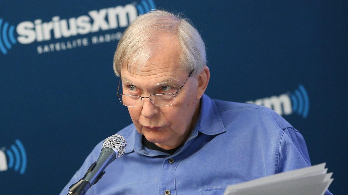 Bob Edwards Dies: NPR's Longtime 'Morning Edition' Host Was 76