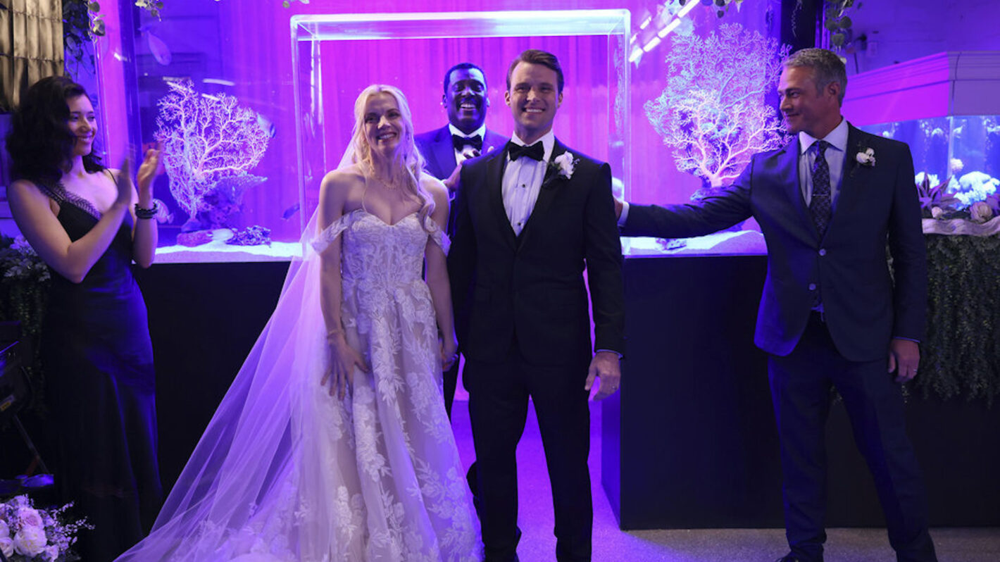 Chicago Fire Kara Killmer Previews Perfectly 51 Brettsey Wedding And Sylvies Farewell