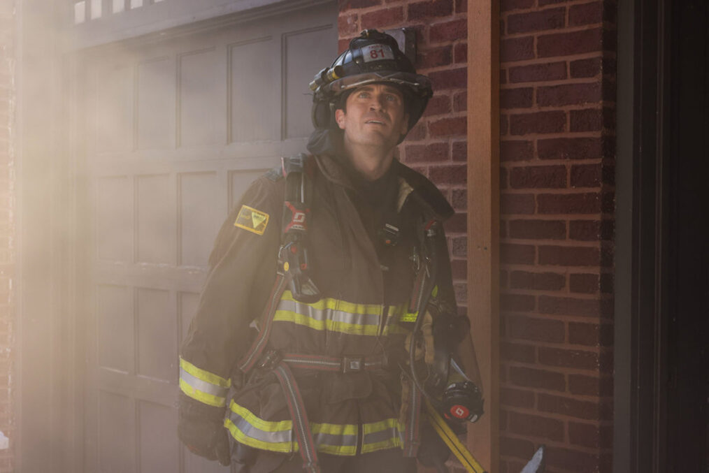 ‘Chicago Fire’s Jake Lockett on His Return: Carver & Violet Still Don’t ...