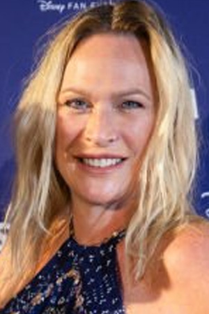 Kaitlyn Robrock - Voice Actor