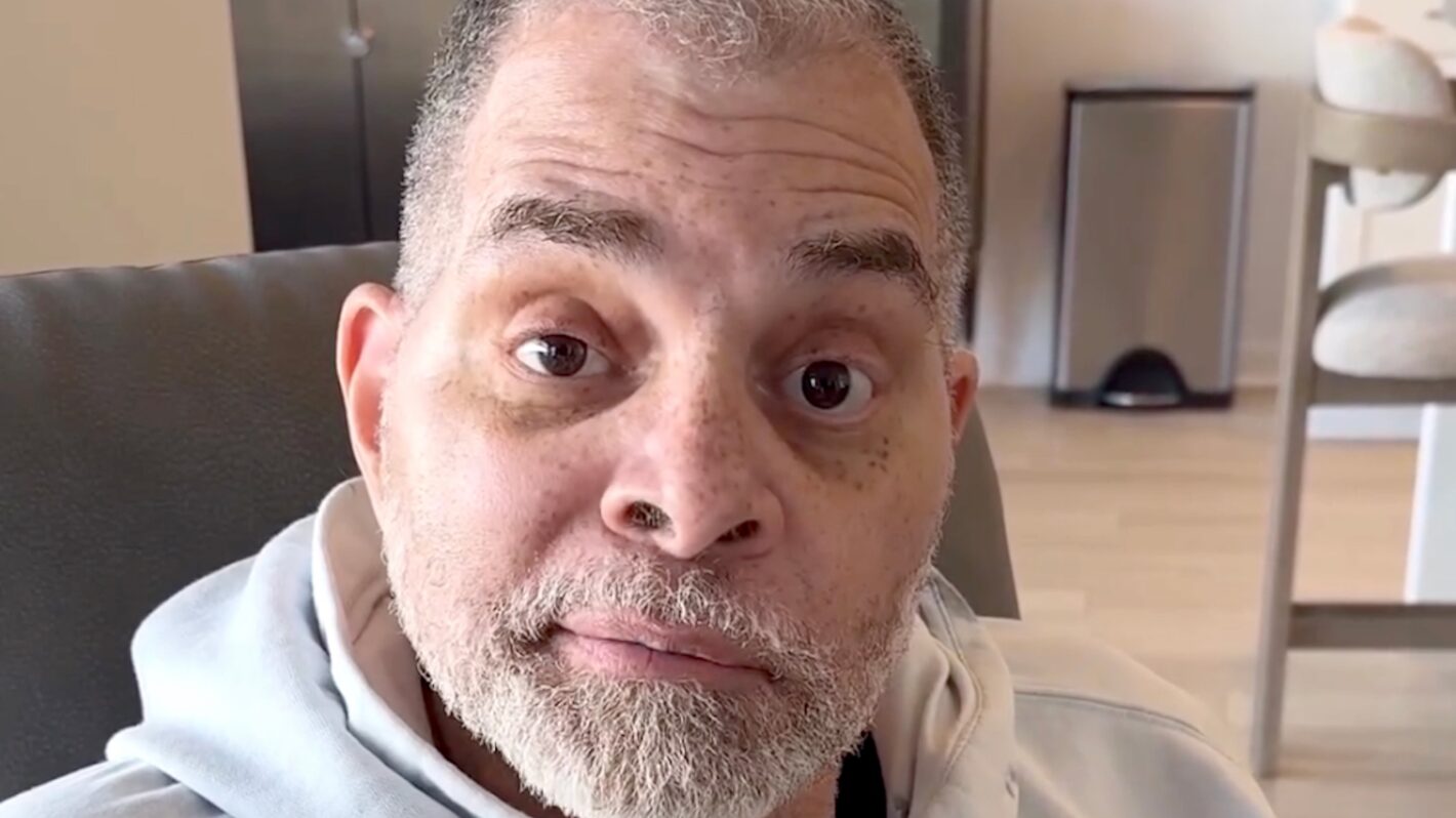 Sinbad Makes First Public Appearance Since 2020 Stroke (VIDEO)