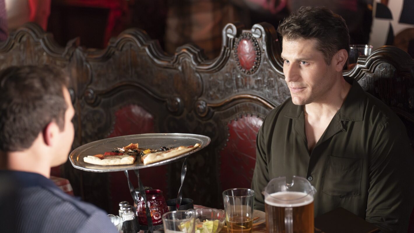 '9-1-1': Lou Ferrigno Jr. Talks Response to Buck & Tommy, Teases What's ...