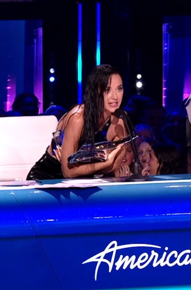 Katy Perry Suffers Wardrobe Malfunction on 'American Idol': 'I Need My ... Katy Perry Suffers Wardrobe Malfunction on 'American Idol': 'I Need My ...