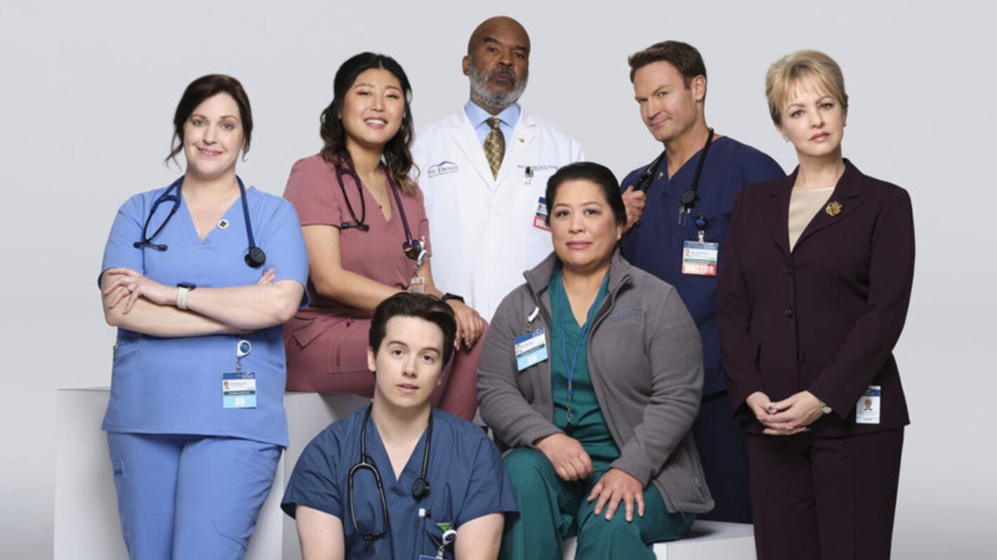 'St. Denis Medical': Wendi McLendon-Covey, David Alan Grier, Allison ...