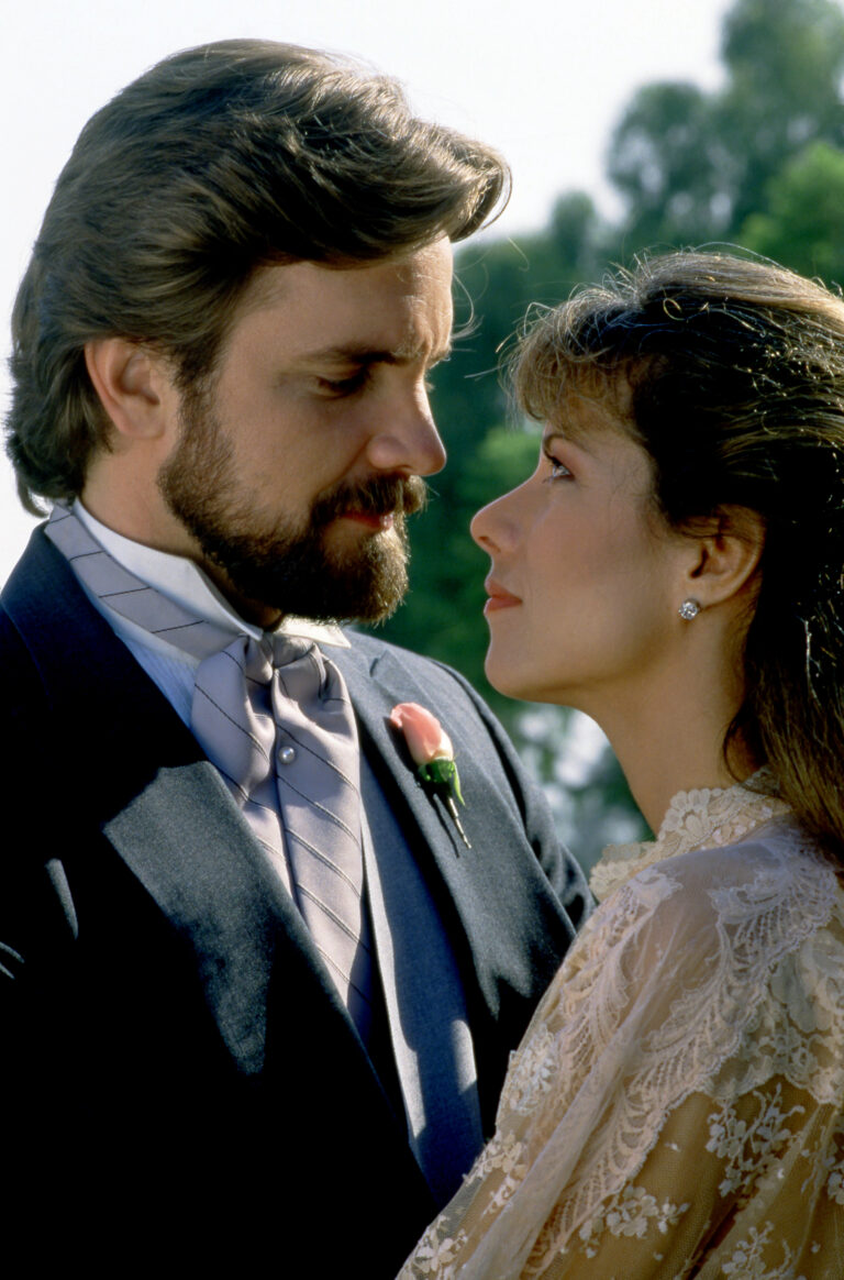 'General Hospital': Nancy Lee Grahn & Lane Davies Prove They Still Have ...