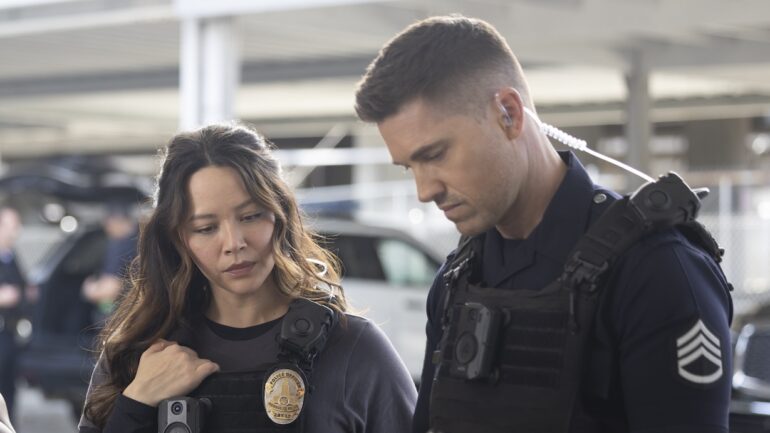 'The Rookie' Boss Talks [Spoiler]'s Escape, Chenford in Season 7 & More