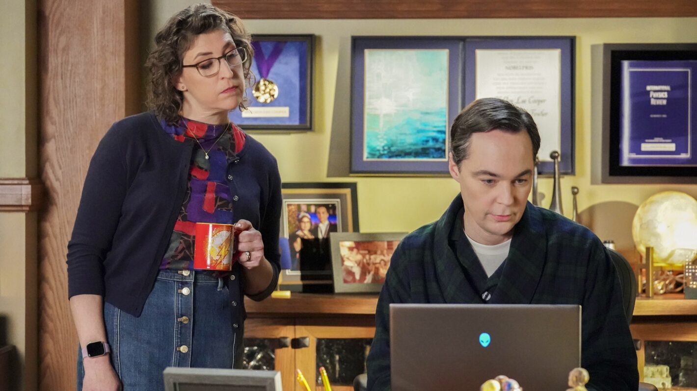 'Young Sheldon': Jim Parsons & Mayim Bialik Return in Finale First Look ... 'Young Sheldon': Jim Parsons & Mayim Bialik Return in Finale First Look ...