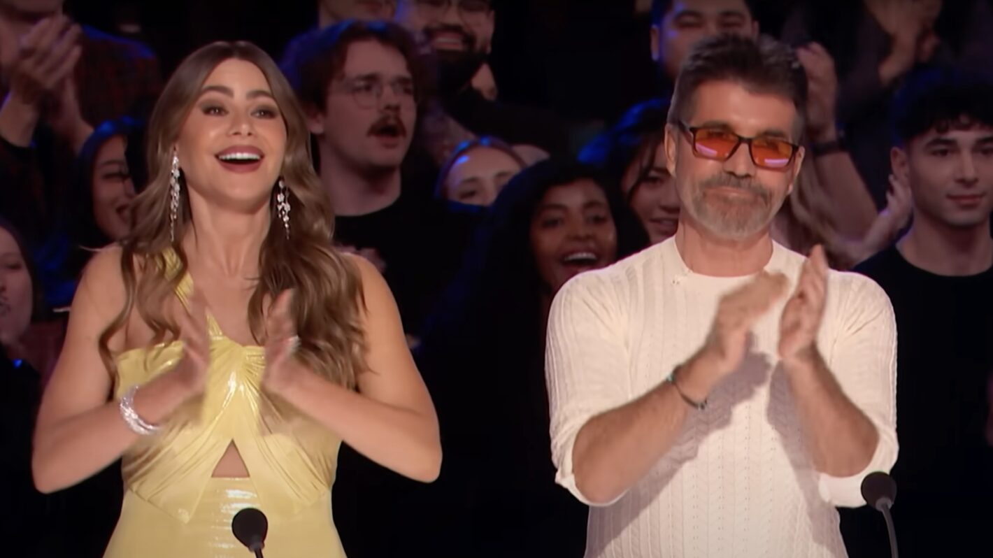 Sofia Vergara Simon Cowell Agt 5660