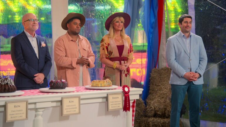 Sandra Lee on Bringing Spirit of State Fairs to 'Blue Ribbon Baking ...