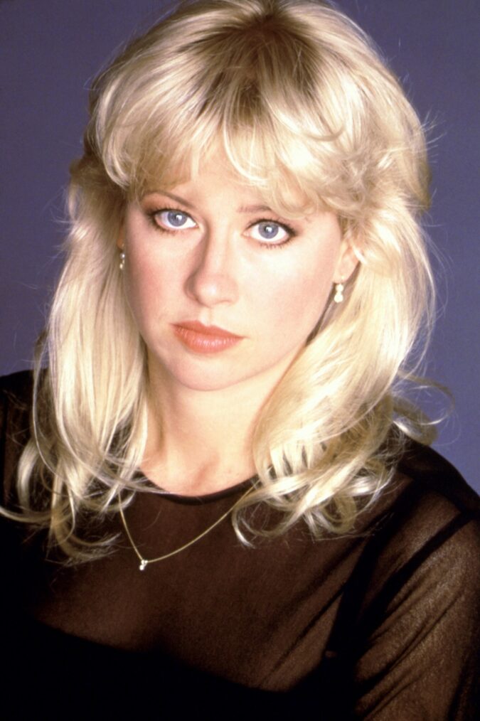 'SNL' Alum Victoria Jackson Shares Heartbreaking Cancer News