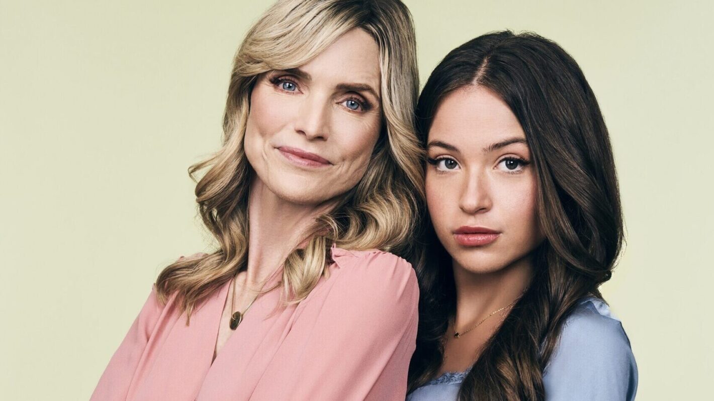 'He Slid Into Her DMs': Courtney Thorne-Smith, Stella Gregg & More on Lifetime Thriller