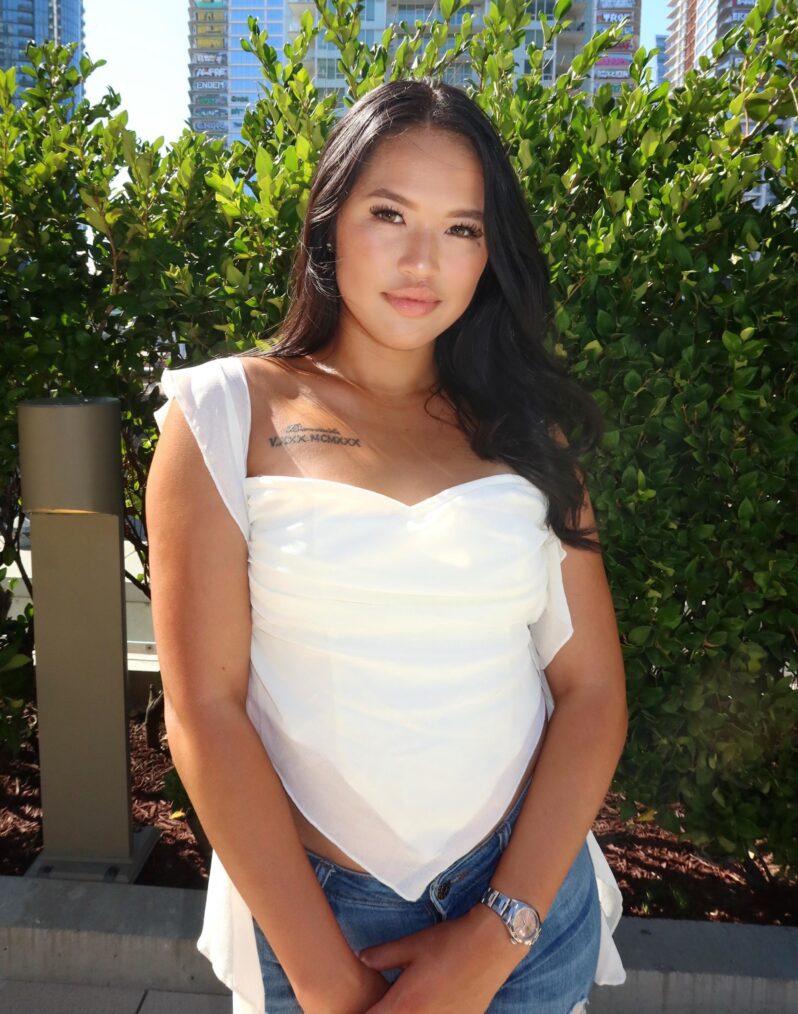 'The Bachelor' 2025 Cast: First Look at Grant Ellis' Potential Ladies ...