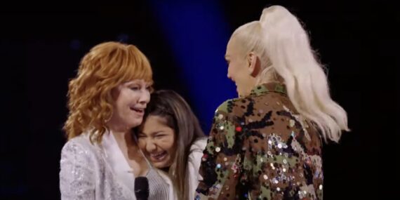 'The Voice' Season 26 Premiere Auditions: ChrisDeo, Jan Dan, Kendall ...