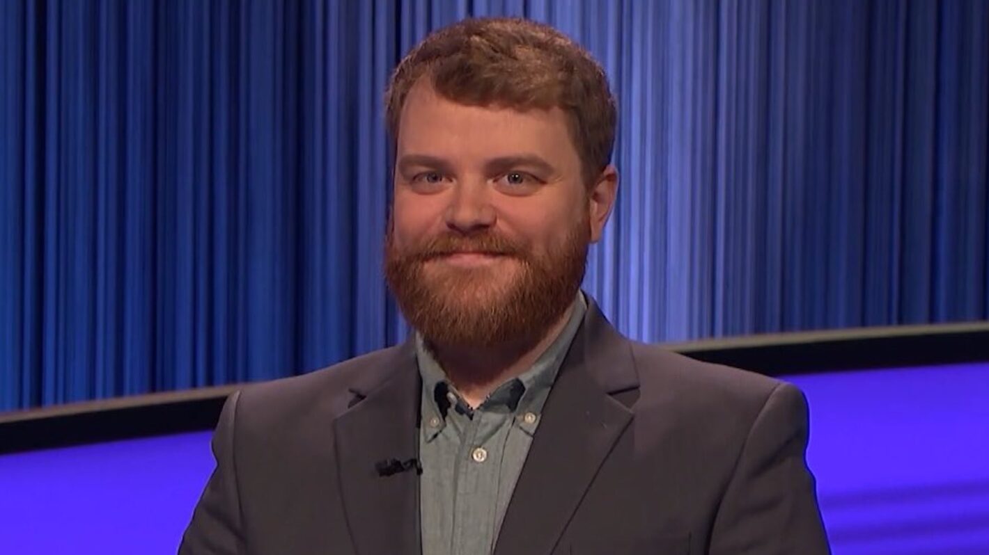 'Jeopardy!' Champ Throws Final Clue Again, Dedicates Answer to His Wife
