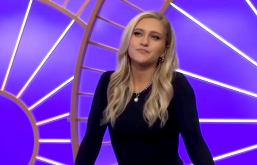 Maggie Sajak - Singer