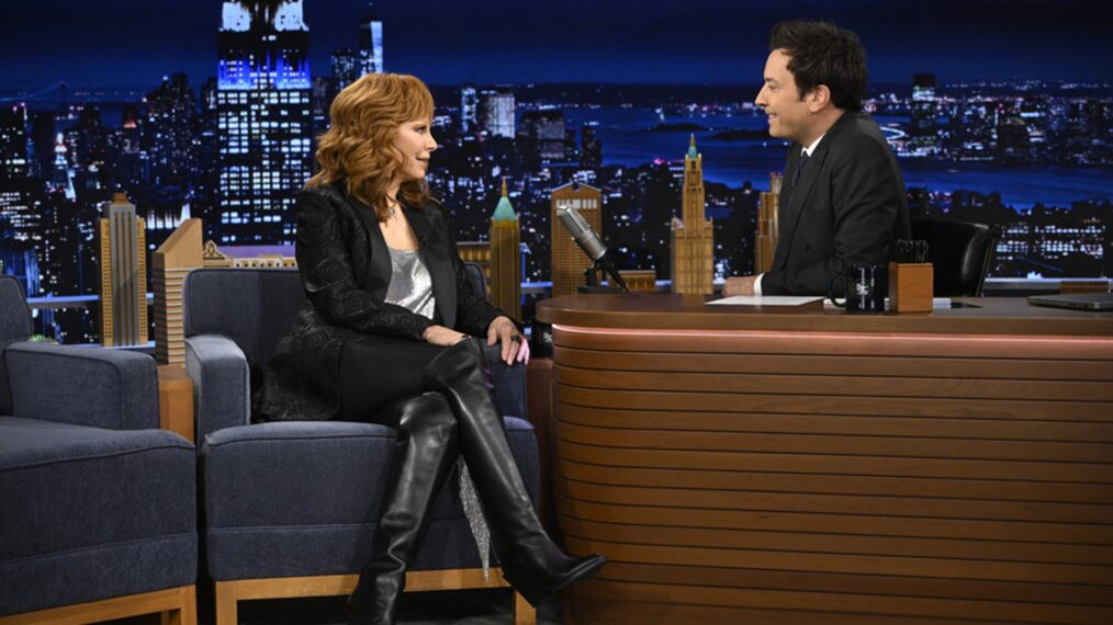 Reba McEntire Reveals Trippy Story About Caring for Mom Who Was Sick ...