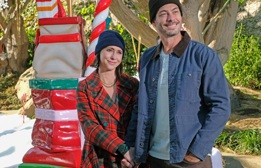 The Holiday Junkie - Lifetime Movie - Where To Watch
