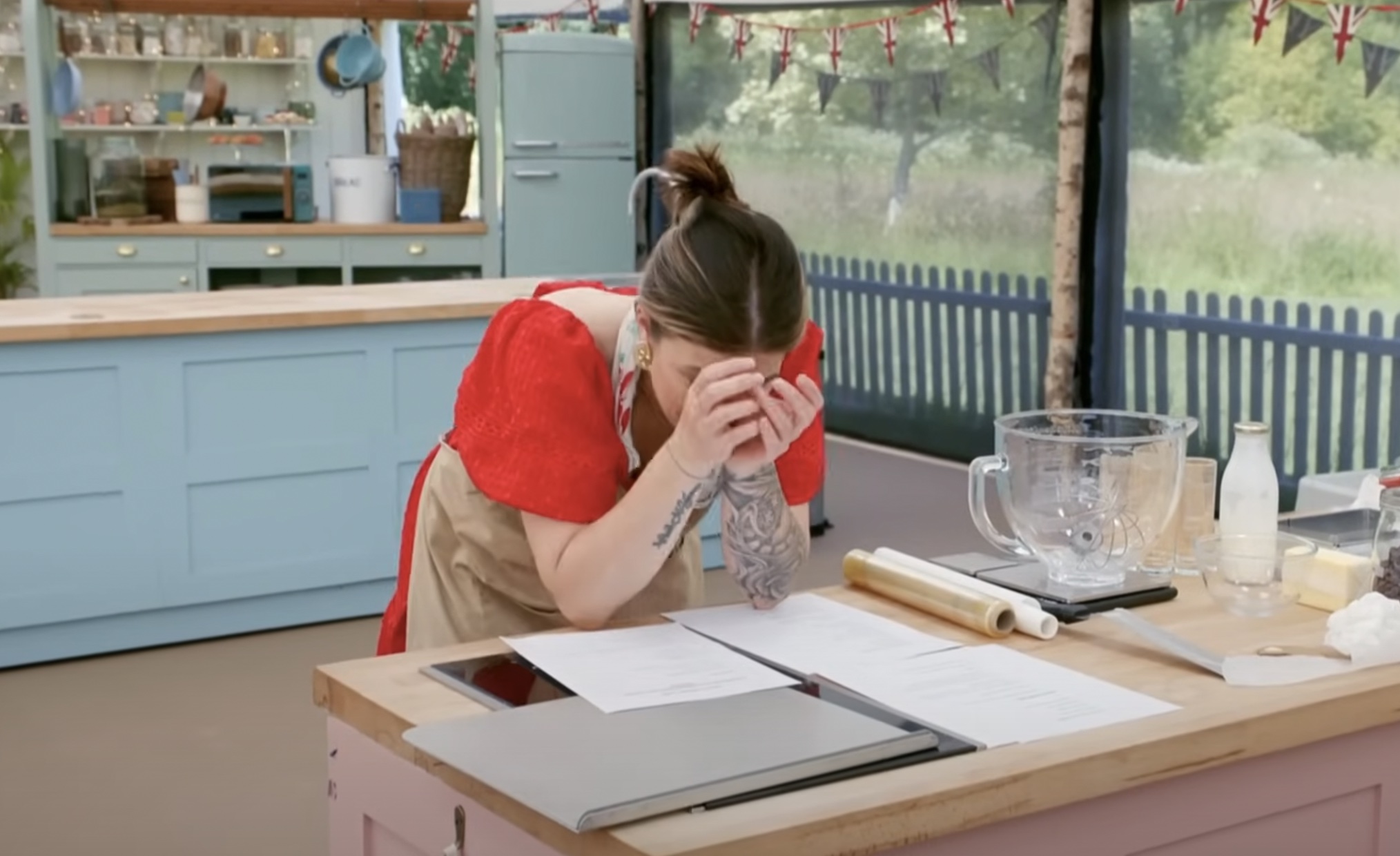 'The Great British Baking Show': Alison Hammond Stops Contestant From ...