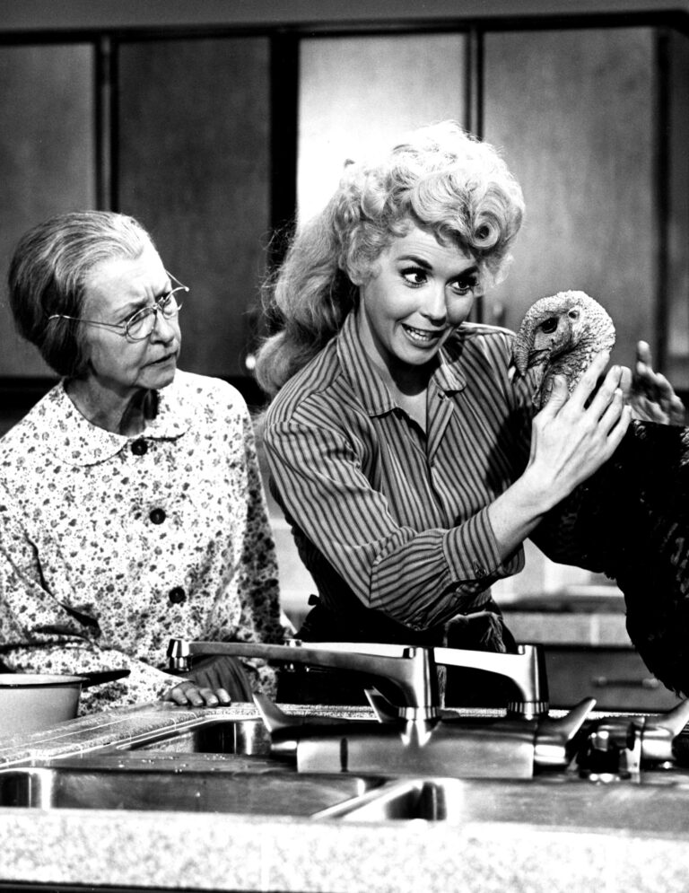 FETV & FMC Christmas TV Schedule 2024