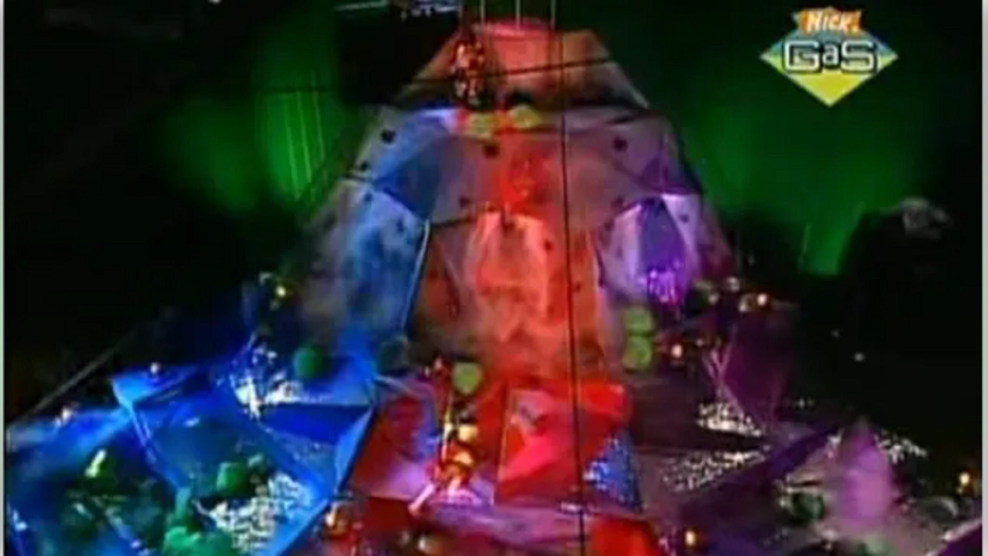 Mike O'Malley Reflects on Hosting 90s Kids' Classic 'Nickelodeon GUTS ...