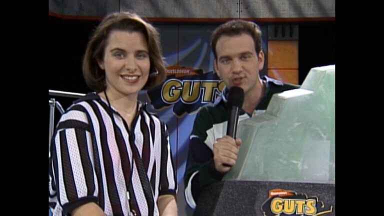 Mike O'Malley Reflects on Hosting 90s Kids' Classic 'Nickelodeon GUTS ...
