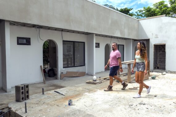 'Betting on Paradise' Stars on Dramatic Life Changes They Made for New ...