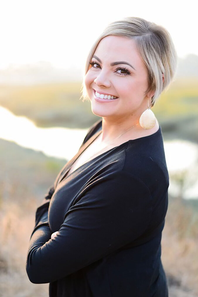 'Scamanda,' 'Extracted,' 'The Americas': 3 New Broadcast TV Shows You ...