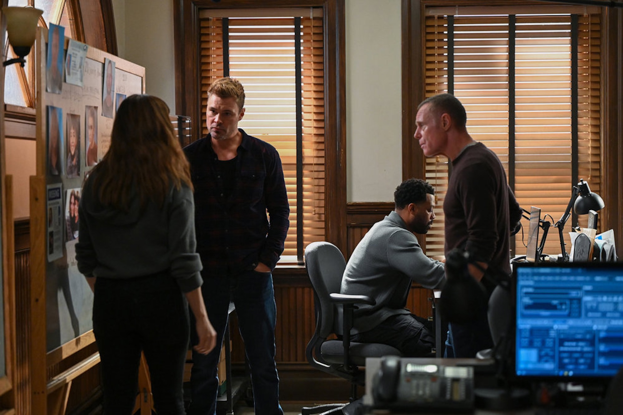 'Chicago P.D.' Interview: Patrick John Flueger Talks Ruzek's Father's ...