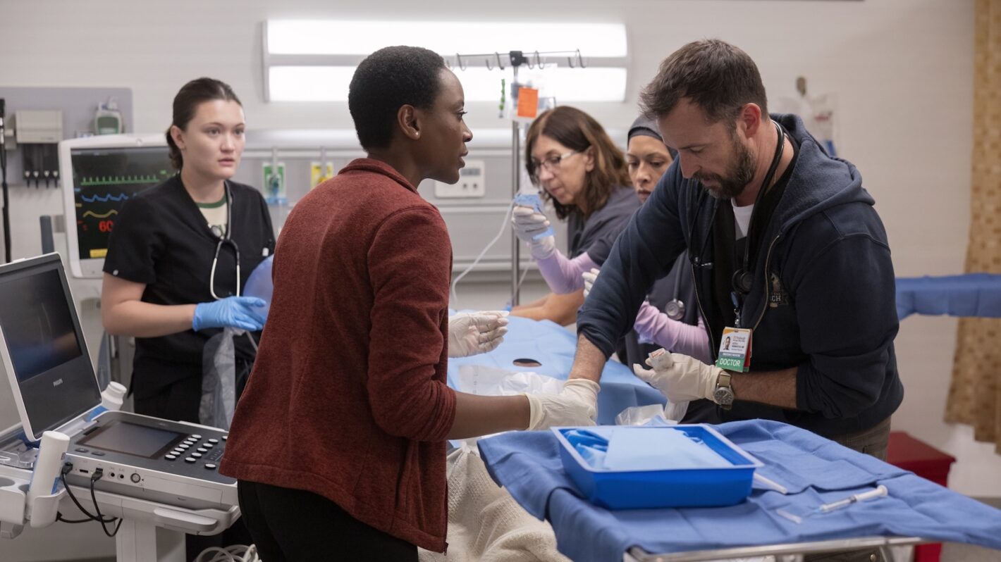 'The Pitt' Episode 4 Recap: Noah Wyle on Writing, Isa Briones on Santos ...