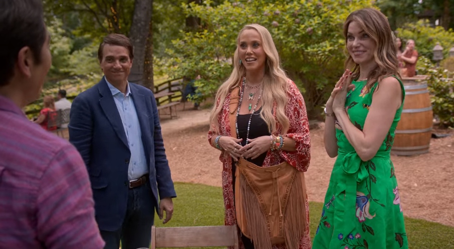 How ‘Cobra Kai’ Got Elizabeth Berkley for That Quirky Cameo | Yardbarker