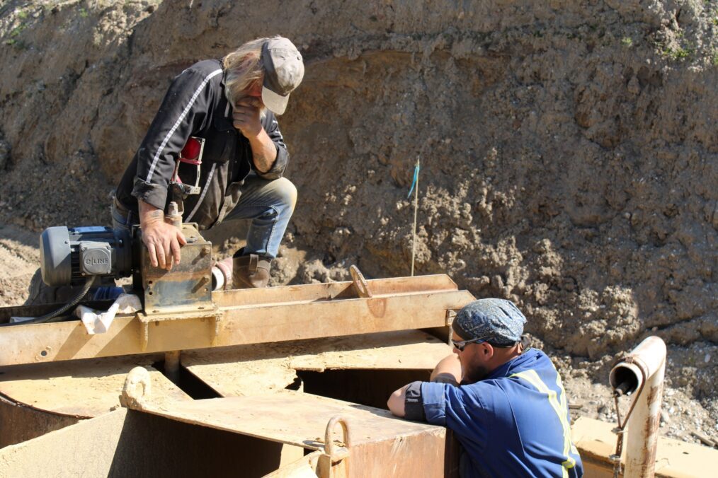 ‘Gold Rush’: Rick Ness Takes Massive Gamble in Last Ditch Effort to Hit ...