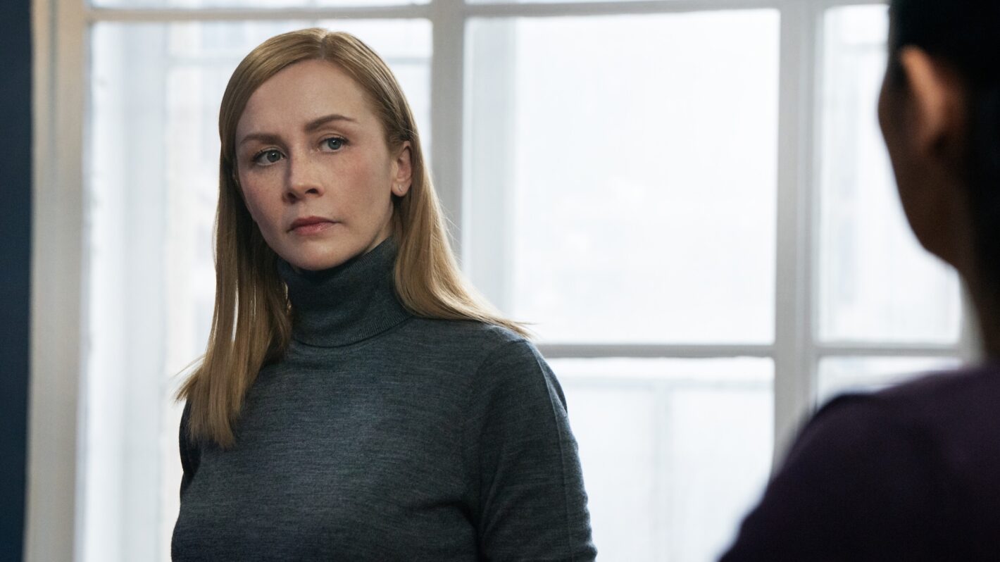 Is Smitty Leaving 'FBI: International'? Eva-Jane Willis Explains Offer, Previews Revisiting Old ...