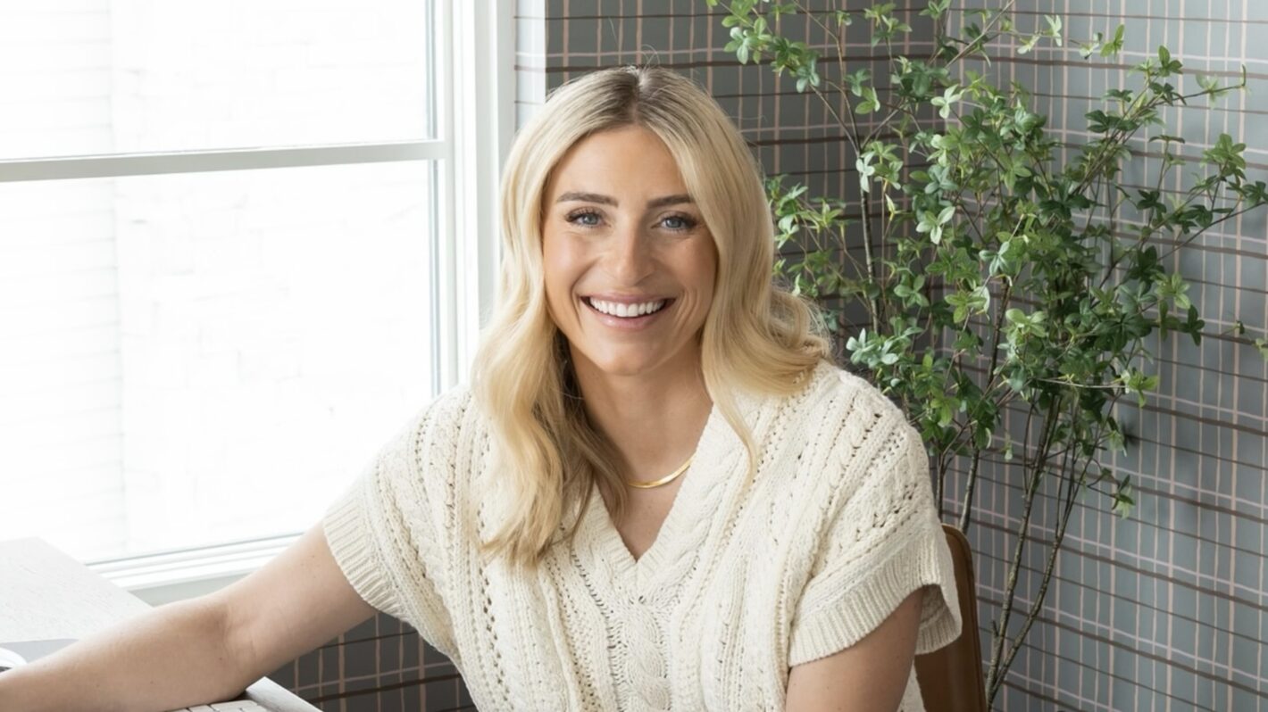 HGTV’s Jasmine Roth Details Big Life Changes & How They Impact Her Show