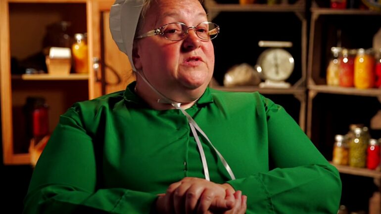 'Breaking Amish' Star Dies: Mama Mary Schmucker Was 65
