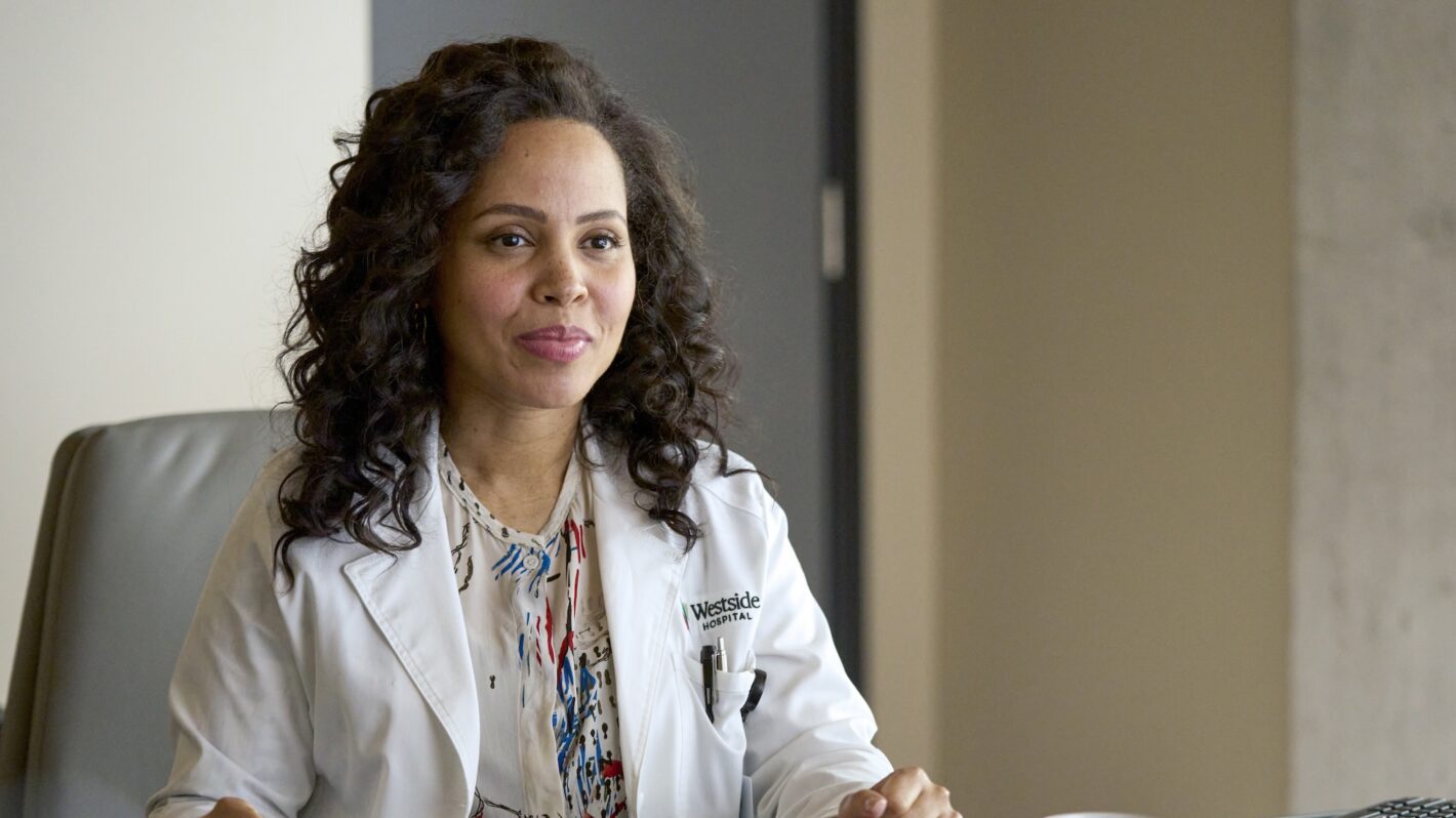 'Doc' Interview: Amirah Vann Looks Ahead to Season 2, Talks Gina and Amy's Friendship