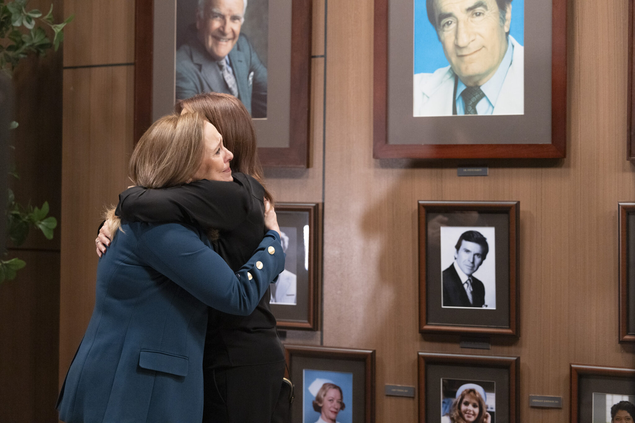 'General Hospital' Anniversary: Genie Francis on Leslie Charleson ...