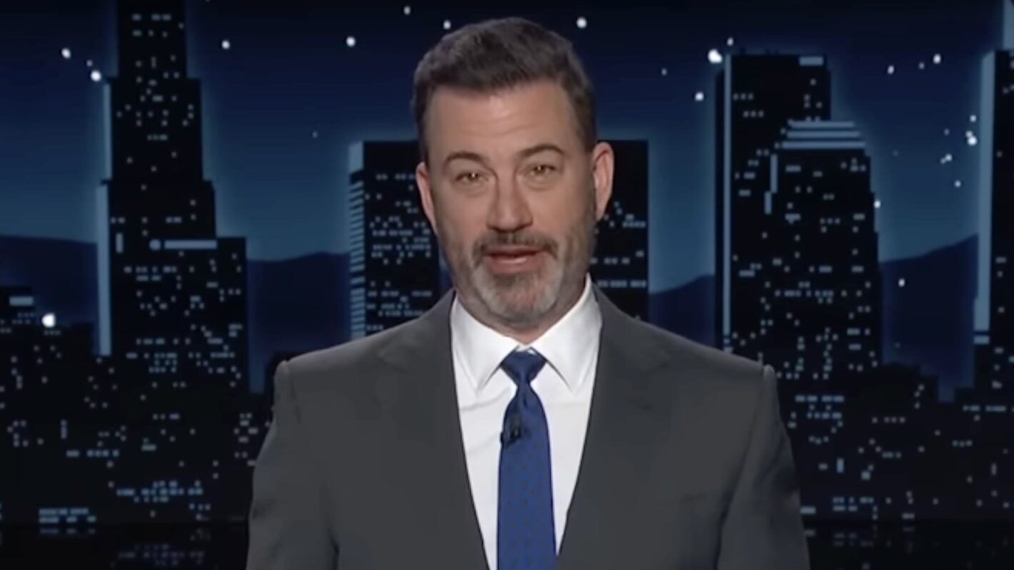 Jimmy Kimmel Calls Out Trump's 'Lies' in Blistering Late Night Monologue Jimmy Kimmel Calls Out Trump's 'Lies' in Blistering Late Night Monologue