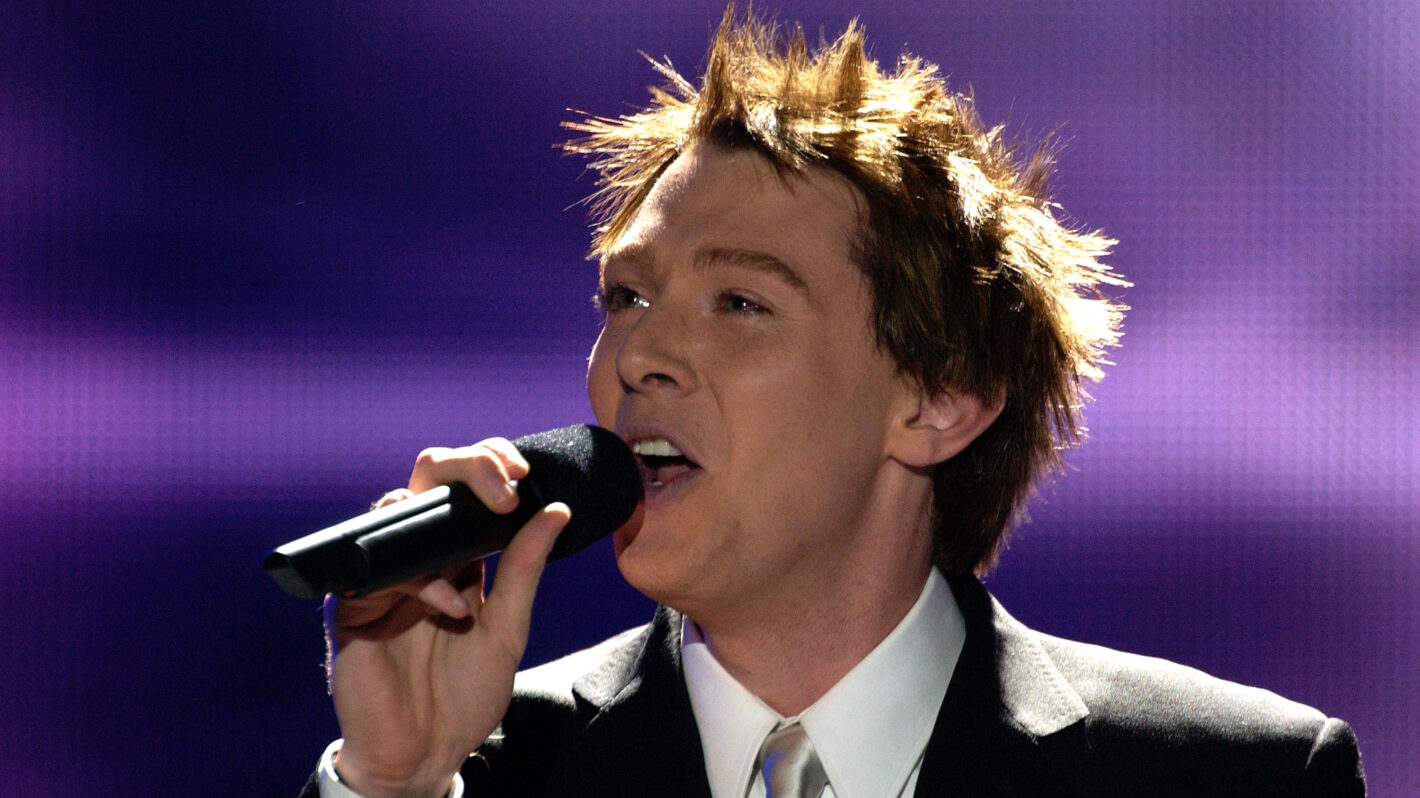 'American Idol' Runner-Up Clay Aiken Now: His Life 22 Years Later