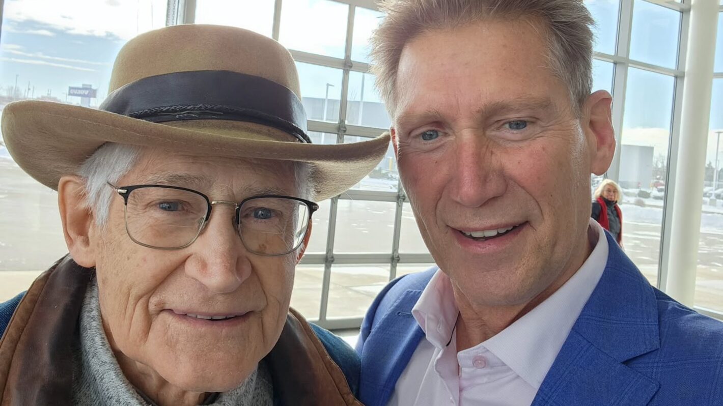 Gerry Turner's Father Dies at 93 Amid 'Golden Bachelor' Star's Cancer ...