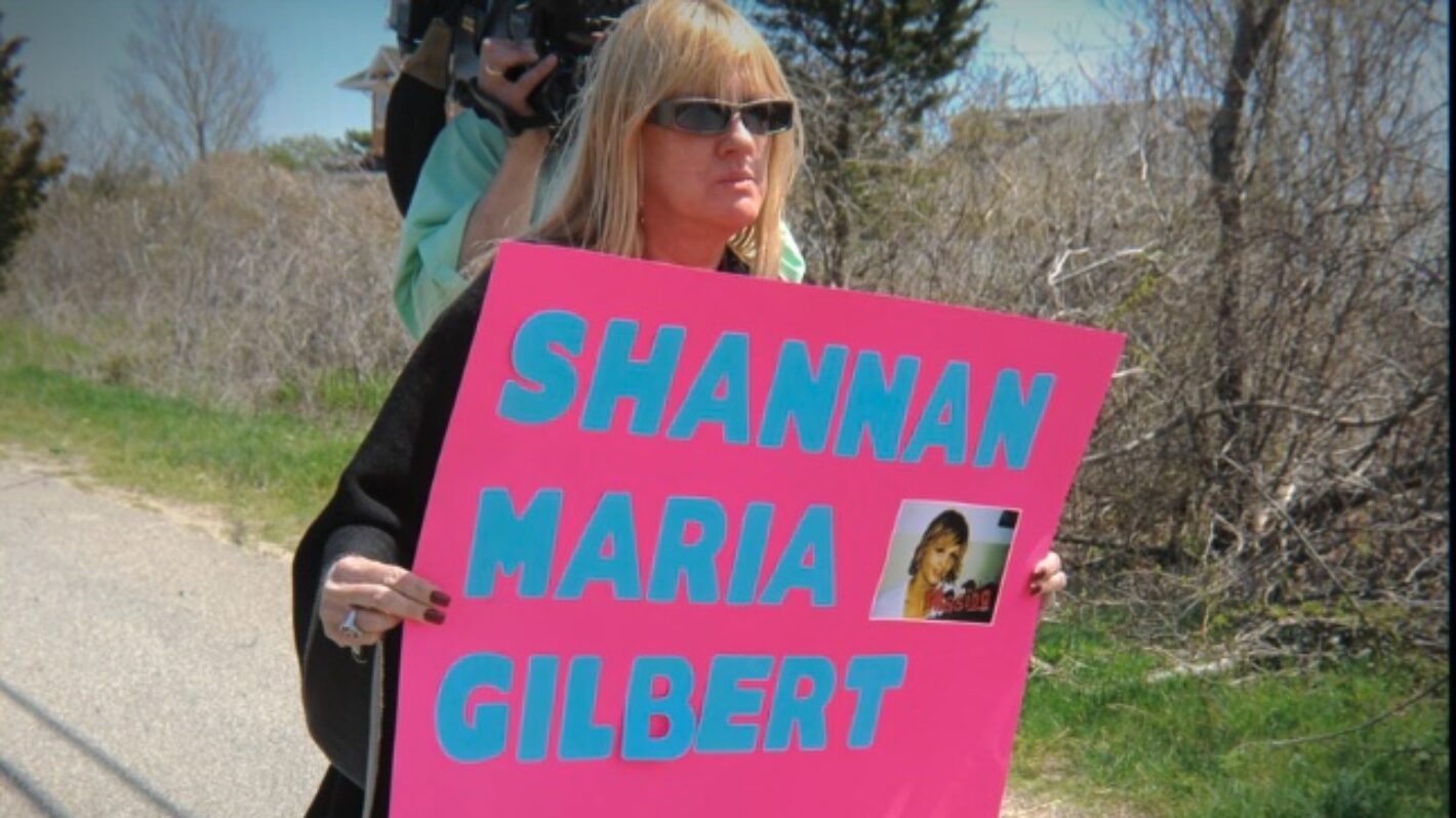 Mari Gilbert's Death: How Shannan Gilbert's Mom Died After Long Island ...