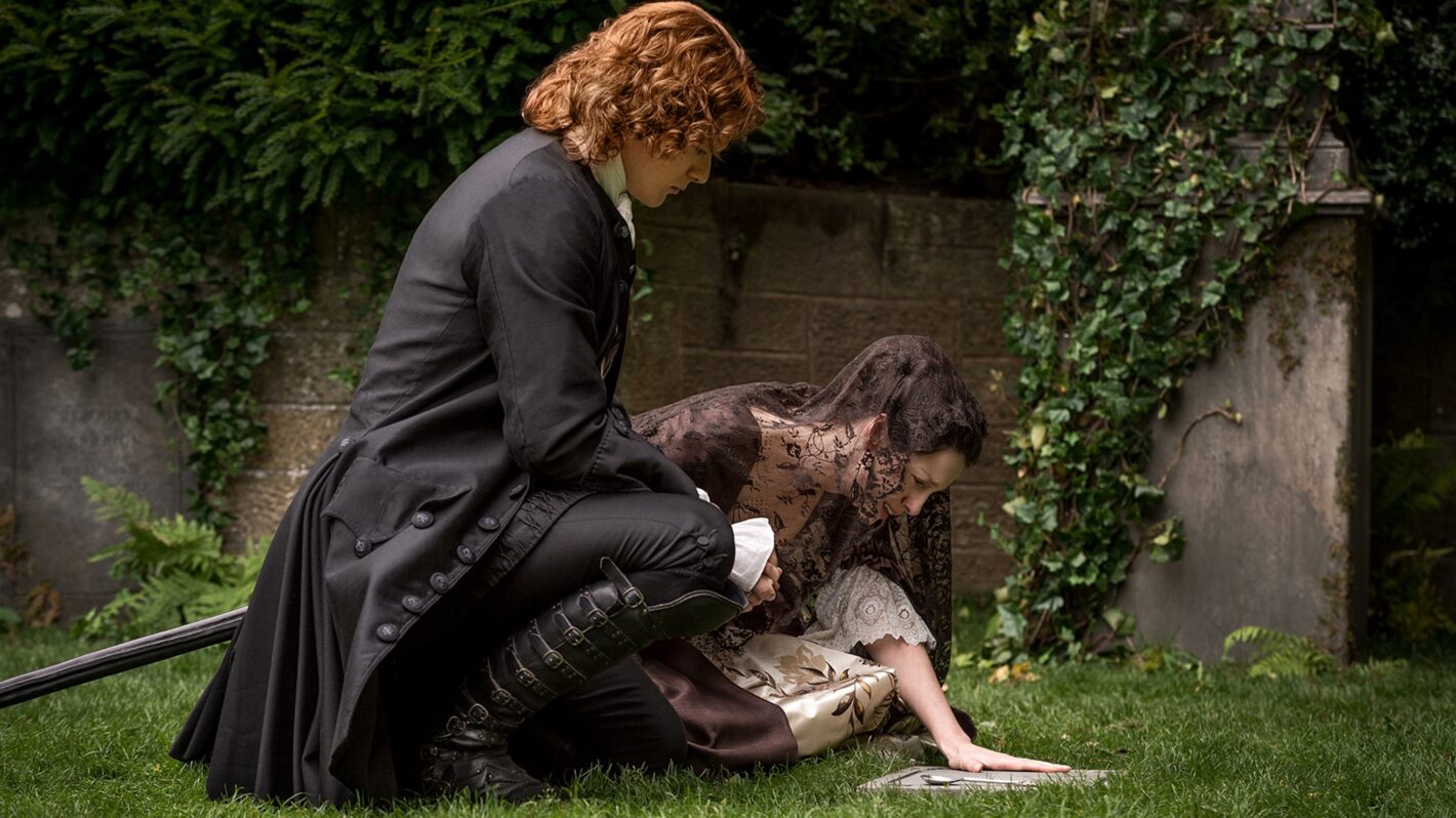 'Outlander' Bosses Reflect on 'Faith' Episode 9 Years Later, Tease ...