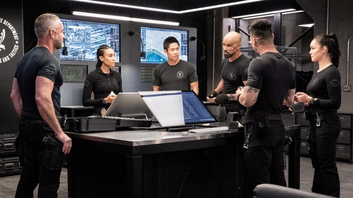 'S.W.A.T.' Series Finale Recap: Does Hondo Keep 20-Squad Together? Does ...