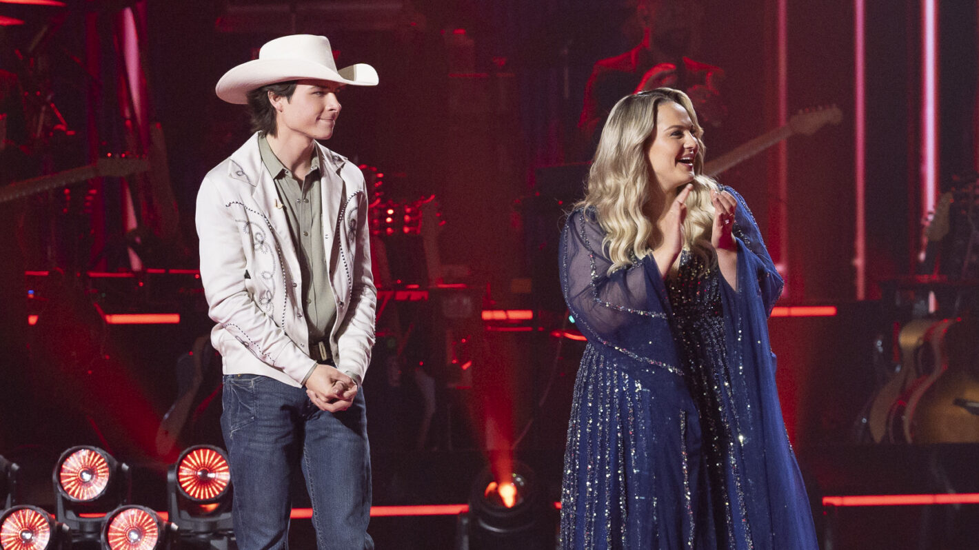 'American Idol': John Foster and Breanna Nix Duet, His Girlfriend Brooklyn Shows Support