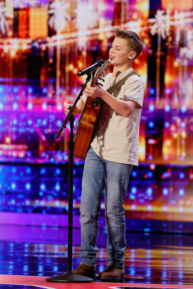 'AGT': Justin Bieber Lookalike Chase Varnes Wows Judges With Ed Sheeran ...