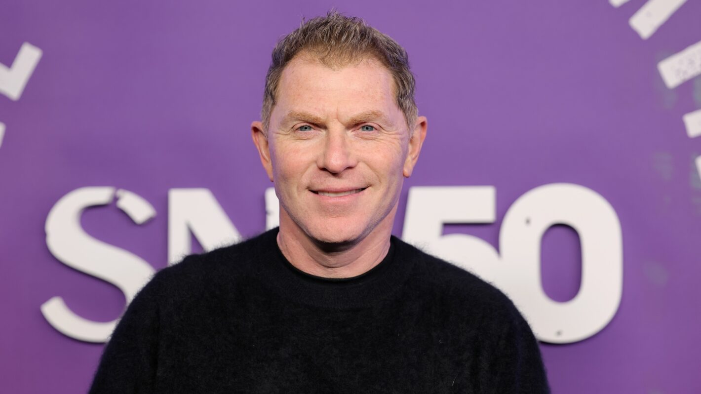 Bobby Flay Announces the Holiday Return of This Food Network Show