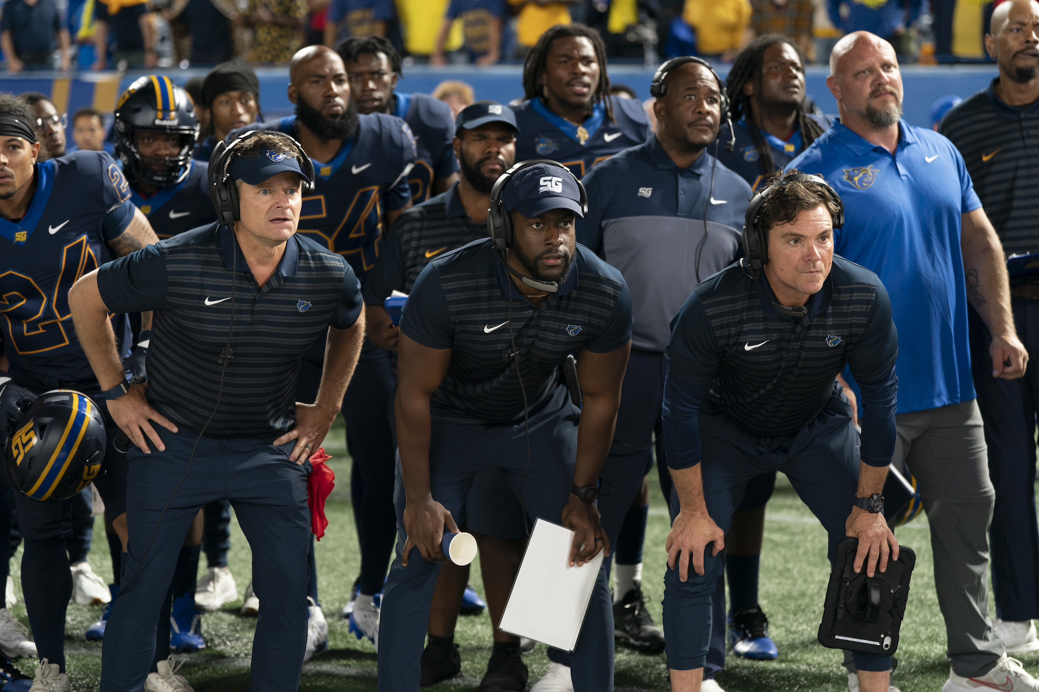 ‘Chad Powers': Inside Glen Powell's Transformation Into Eli Manning ...