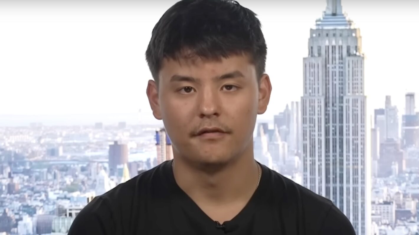 Collin Gosselin Shares Heartbreaking Message About His Siblings Being ...