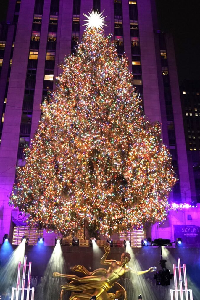 'Christmas in Rockefeller Center': When & How to Watch Tree Lighting ...